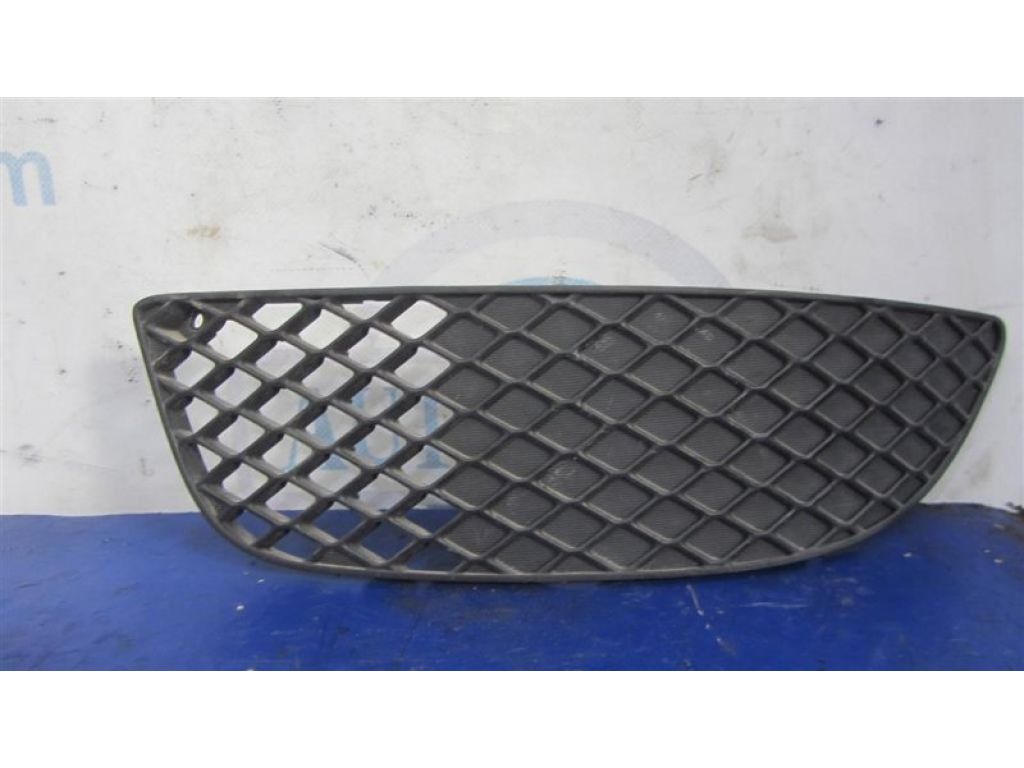 7450A223 | Заглушка ПТФ передн. лев. MITSUBISHI LANCER X 10 07-15 ...