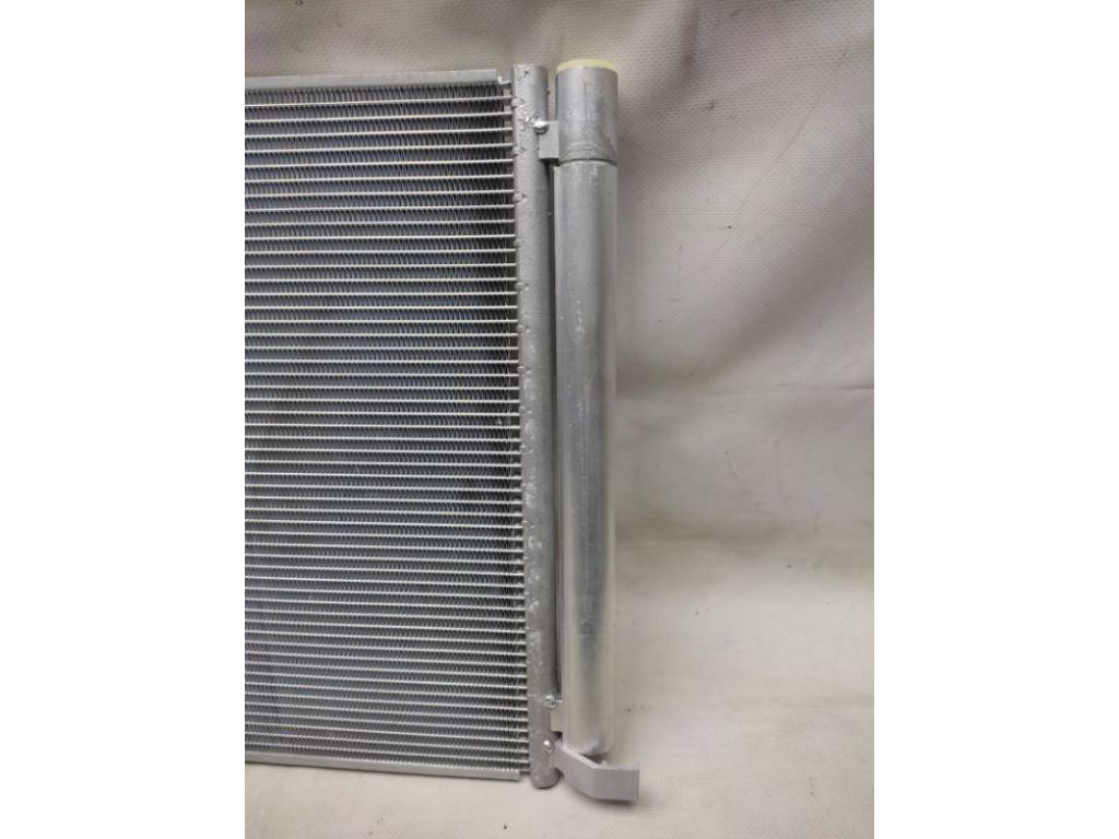 97606-F2000 | Радиатор кондиционера HYUNDAI ELANTRA AD 16- - купить б/у ...