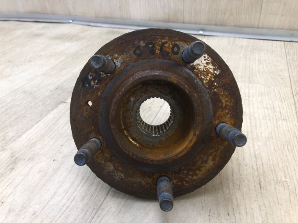 13585440 | Маточина колеса передн. CADILLAC ATS 12-19 - купити б/в з ...