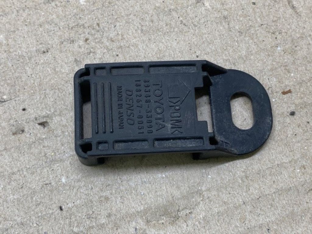 89348-33090 | Кріплення датчика паркування задн. LEXUS RX350/450 09-15 ...